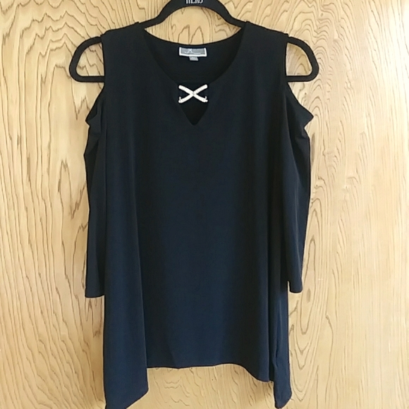 JM Collection | Tops | Jm Collection Black Cold Shoulder Top | Poshmark